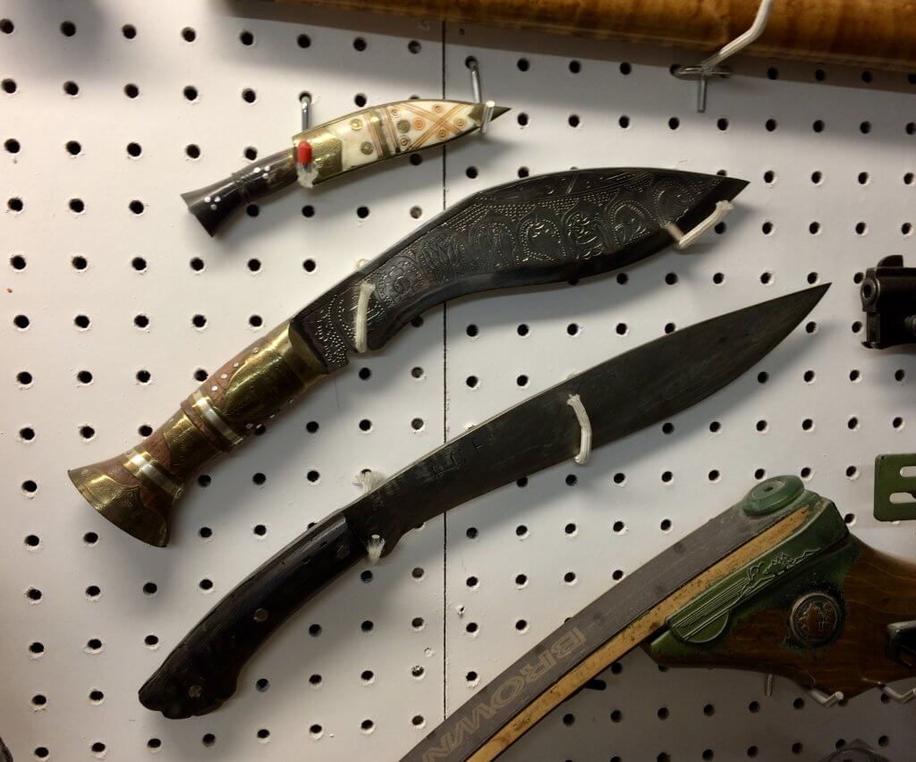 Philippine Bolos and Spanish Bolo Bayonets – Heloderm LLC
